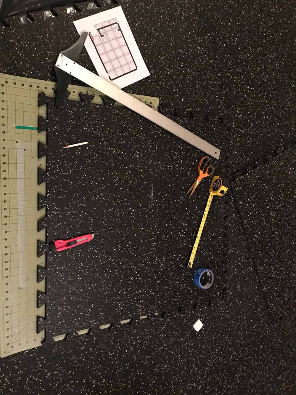 How to Install Rubber Gym Flooring (9 Simple DIY Steps)