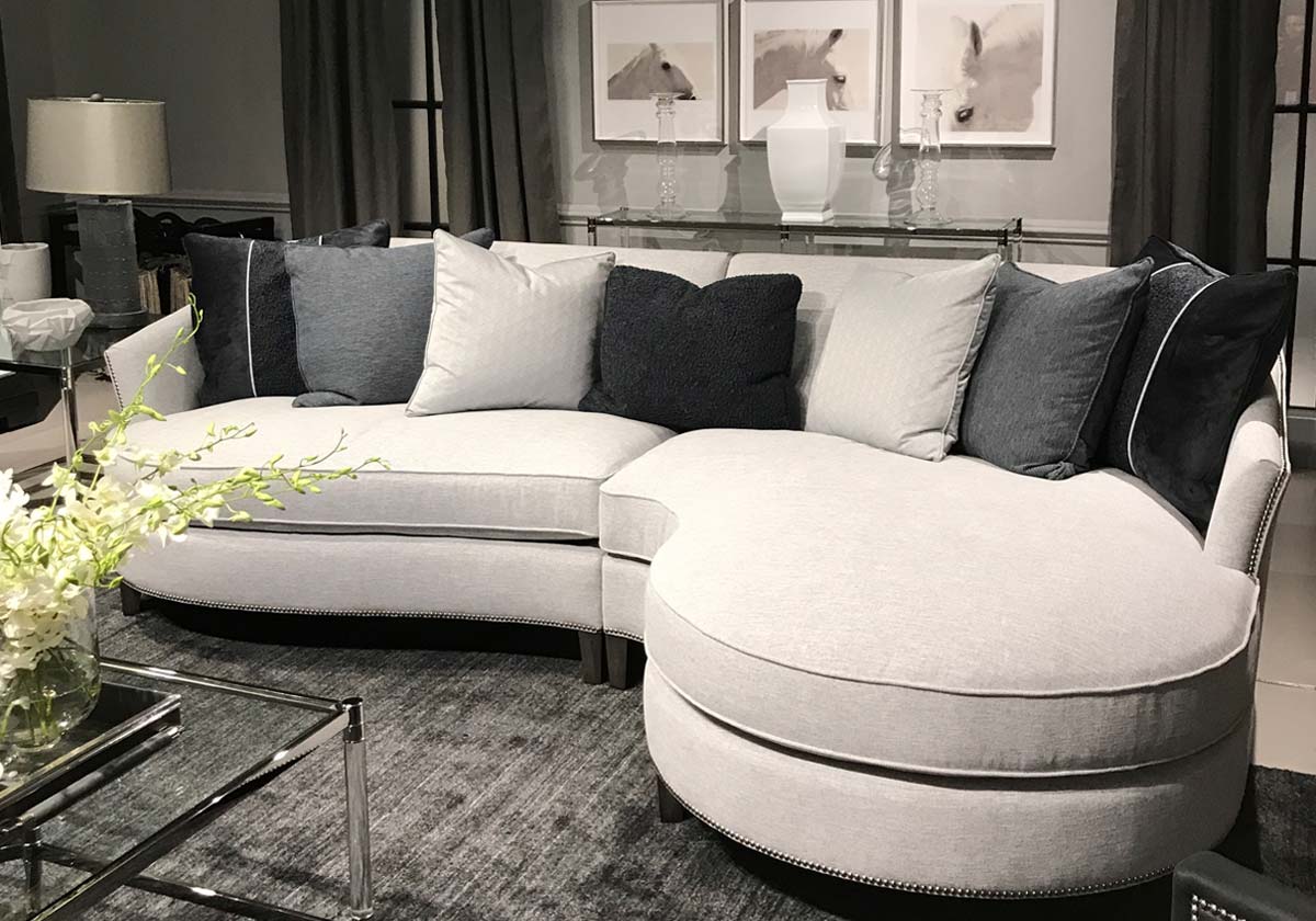 Transitional Style Living Room 101: What You Need To Know