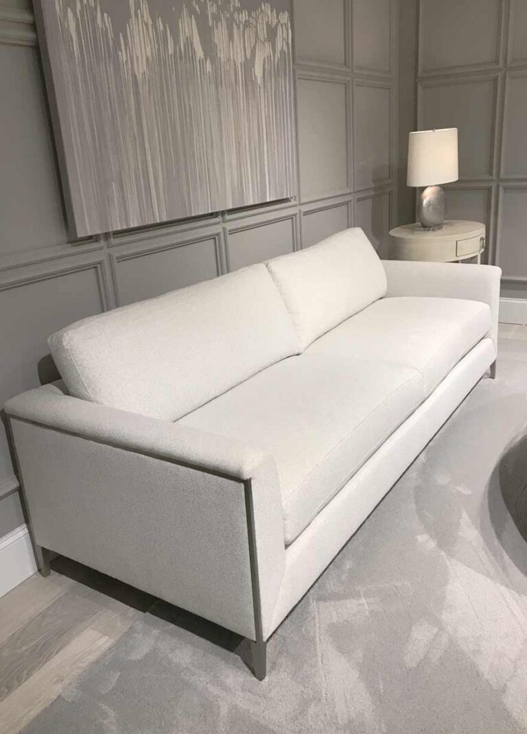 Transitional Style Living Room 101: What You Need To Know